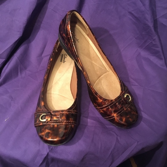 Clarks | Shoes | Clarks Copper Brown Shiny Small Heel Shoe | Poshmark
